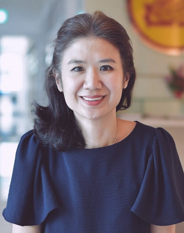 Prof. Dr. Chanintira na Thalang – Faculty of Politcal Science Thammasat University